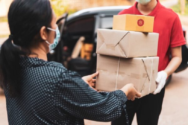 Entrega de productos a tiempo y asegurada buena reputación - Crystal Zoom